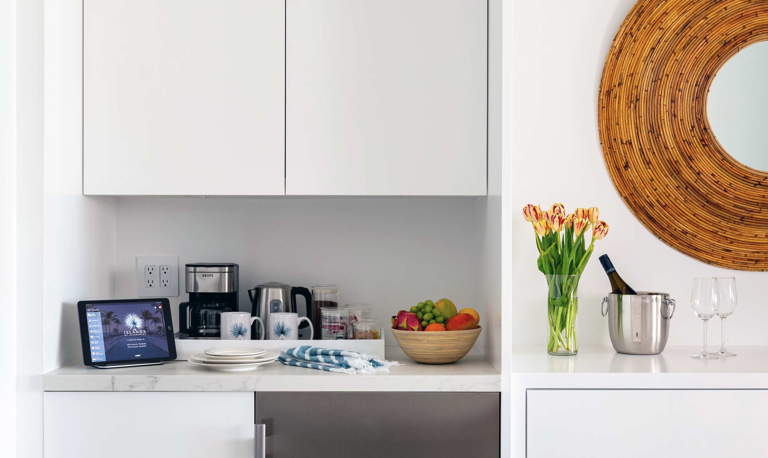 In-Room Tablets: A Greener Solution for Sustainable Hotels - Volo ...
